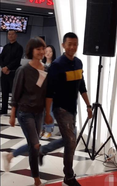 Yuan Quan appeared in public online, with a beautiful face, sharp mouth ...