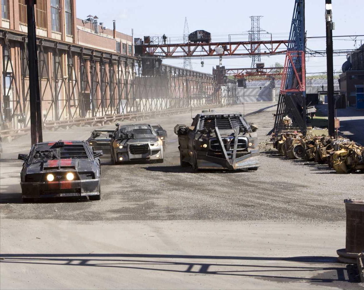 Plot Construction and Visual Effects of the Movie "Death Speed" - iNEWS