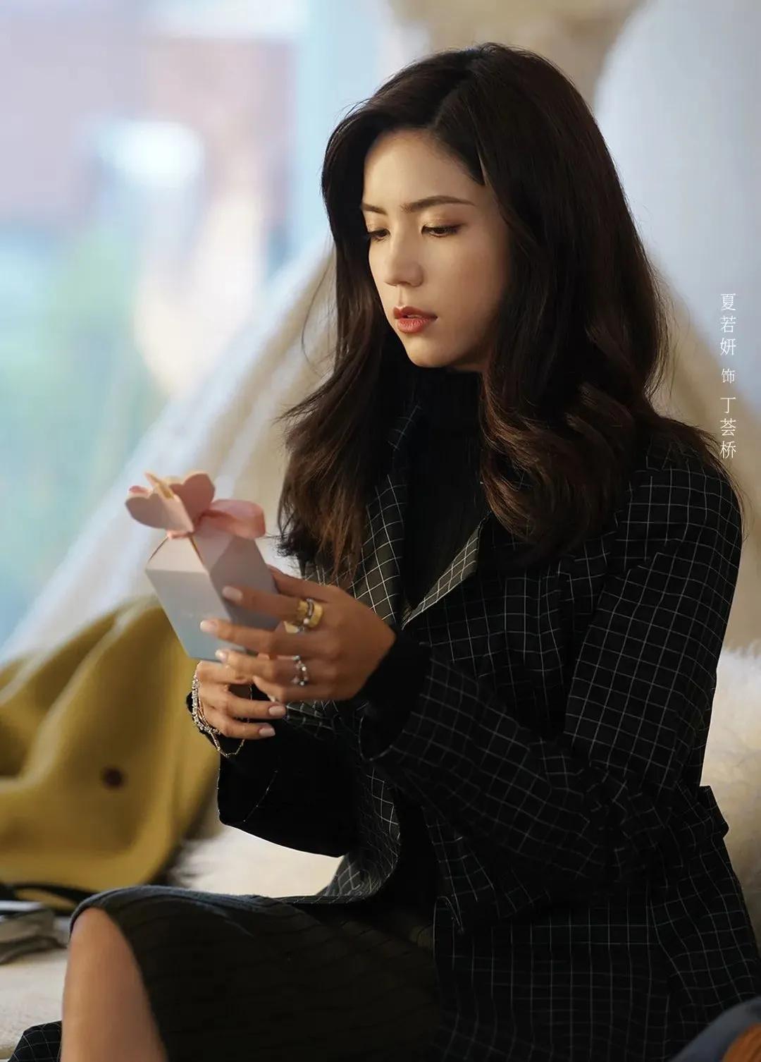 Beautiful pictures of Xia Ruoyan - iNEWS