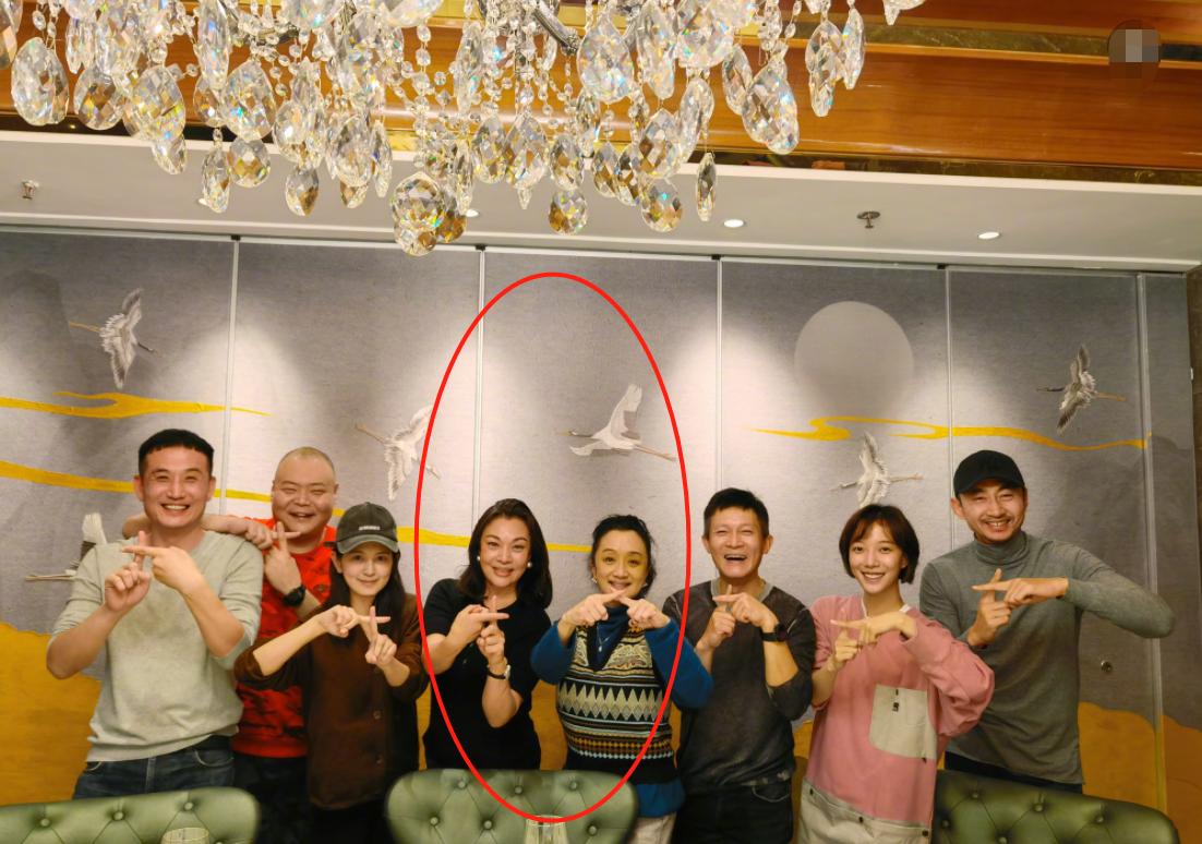 The original cast of "Red Lady" reunite!Shi Ke station C position is strong, Yang Kun Yang ...