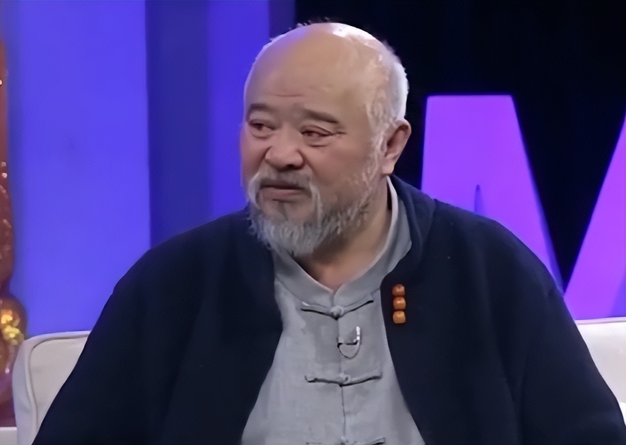 Li Qi: National first-class actor, smoking and drinking are inseparable ...