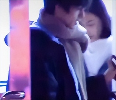 Is Song Weilong and Chen Qianyu in love? The new drama "Lovesickness" has just finished, and the ...