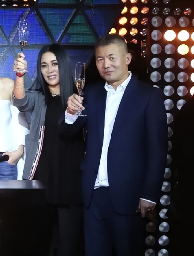 Na Ying's second marriage was really right! Meng Tong is not only rich ...