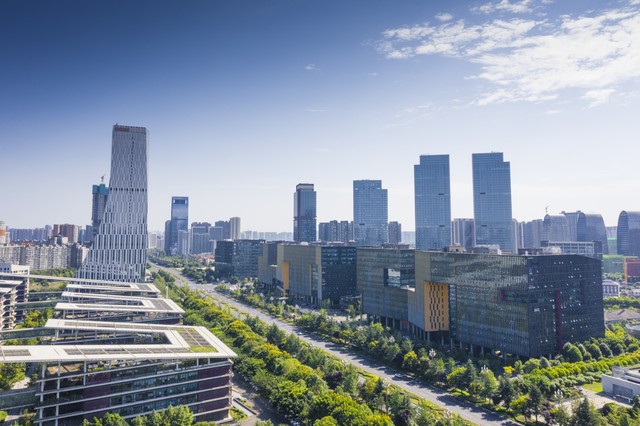 Can the total GDP of Chengdu surpass Suzhou this year? - iNEWS