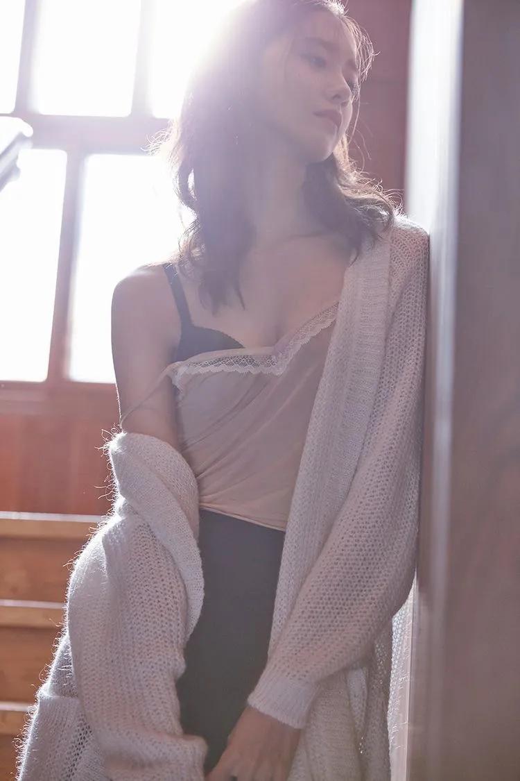 Lin Yuner's sexy photo - iMedia