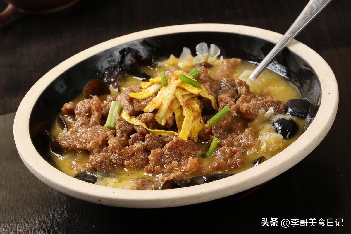 Sauerkraut Pork: An excellent choice to relieve greasy food and satisfy ...