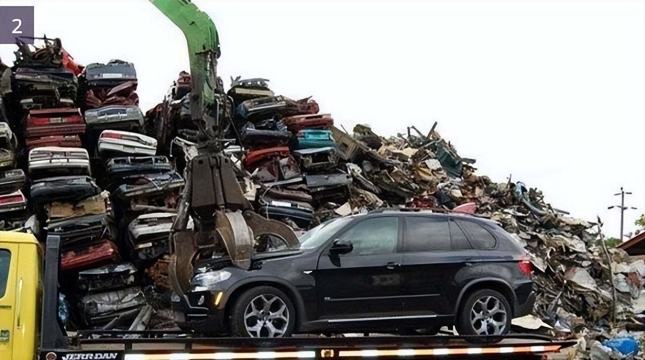 The new car was driven by a good brother, but it turned into a pile of ...