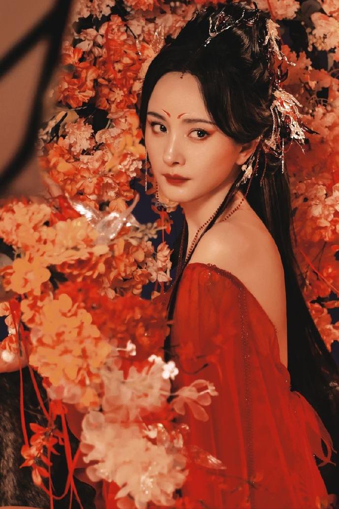 Desperately Sanniang Yang Mi and Zhang Da Guo Xiaoting had a dinner in ...