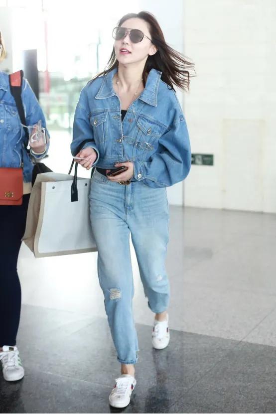 Actress Huang Mengying wears jeans - iNEWS