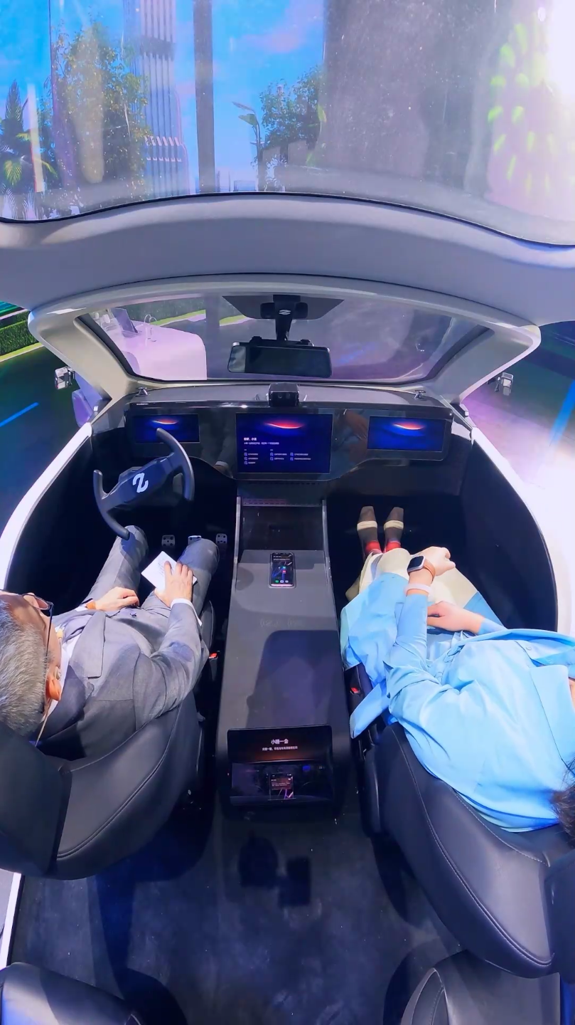 OPPO shows the correct way to connect cars and mobile phones!Olympic ...