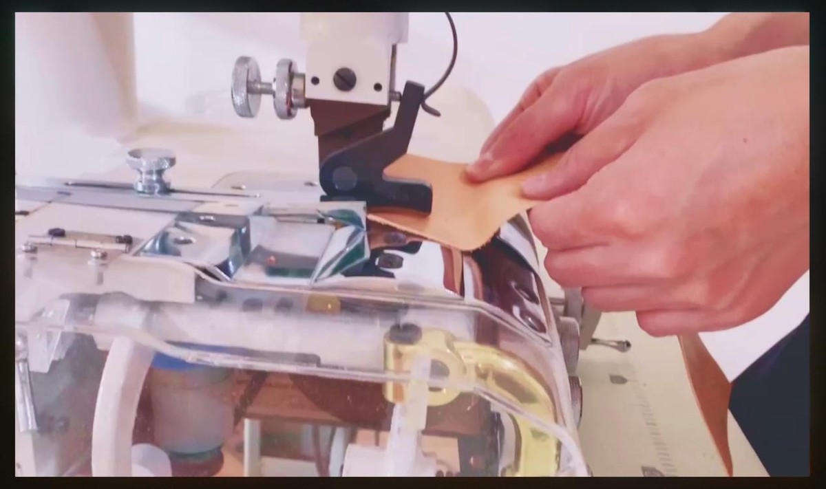 BenQ E592 smart business projector: widescreen ultra-clear picture quality, the first choice for ...