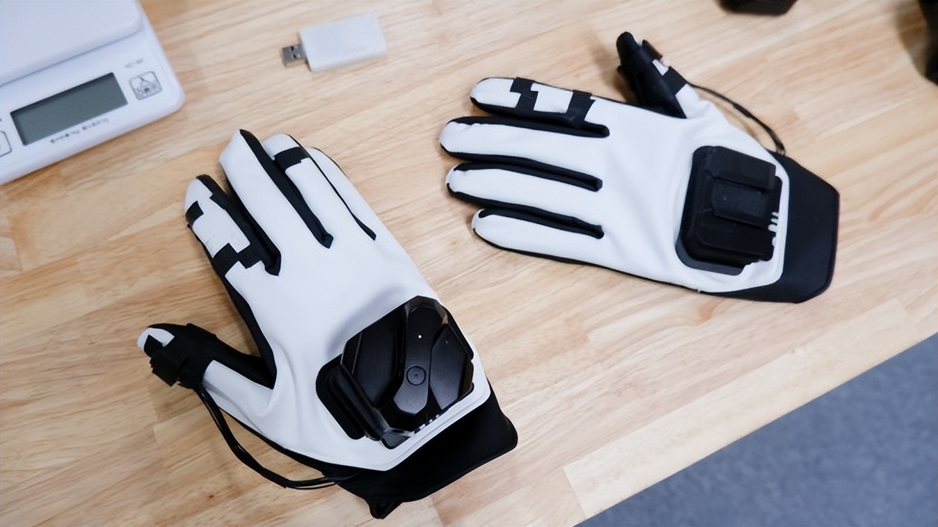 Upcoming VR headsets and accessories - iMedia