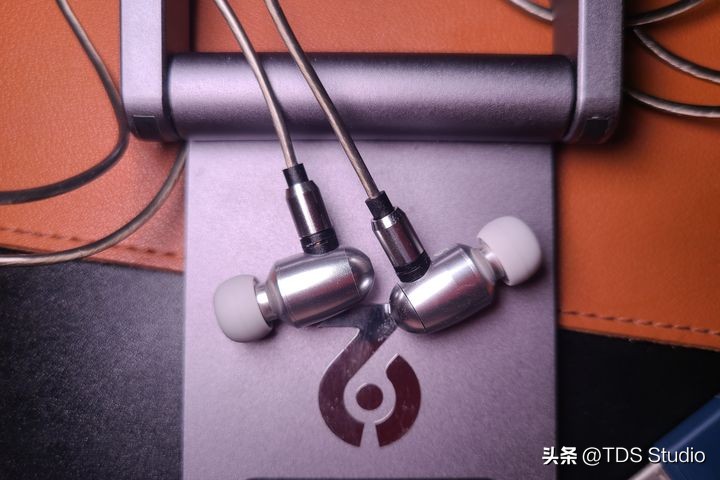 聲音記憶 SM1 2023版入耳耳機體驗 深入探索篇 - TDS 出品 - 資訊咖