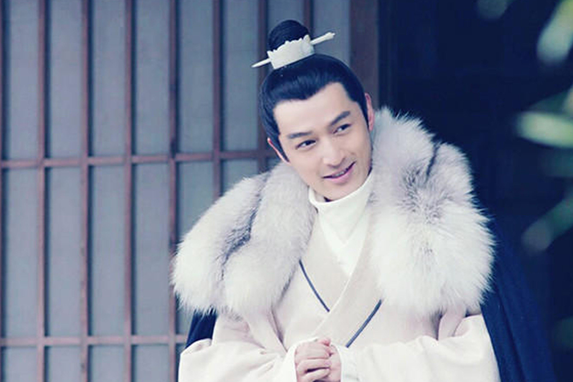 Hu Ge is a very magical existence in the film and television circle ...