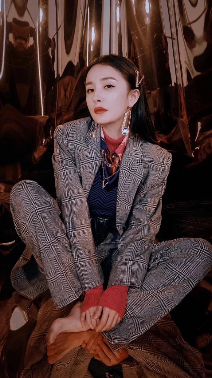 Beauty Yang Mi (39) - iNEWS