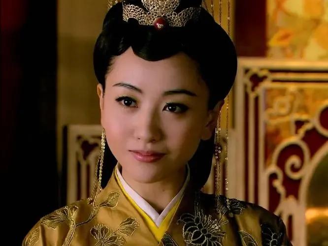 Do you know the female star who can't play the leading role, but played ...