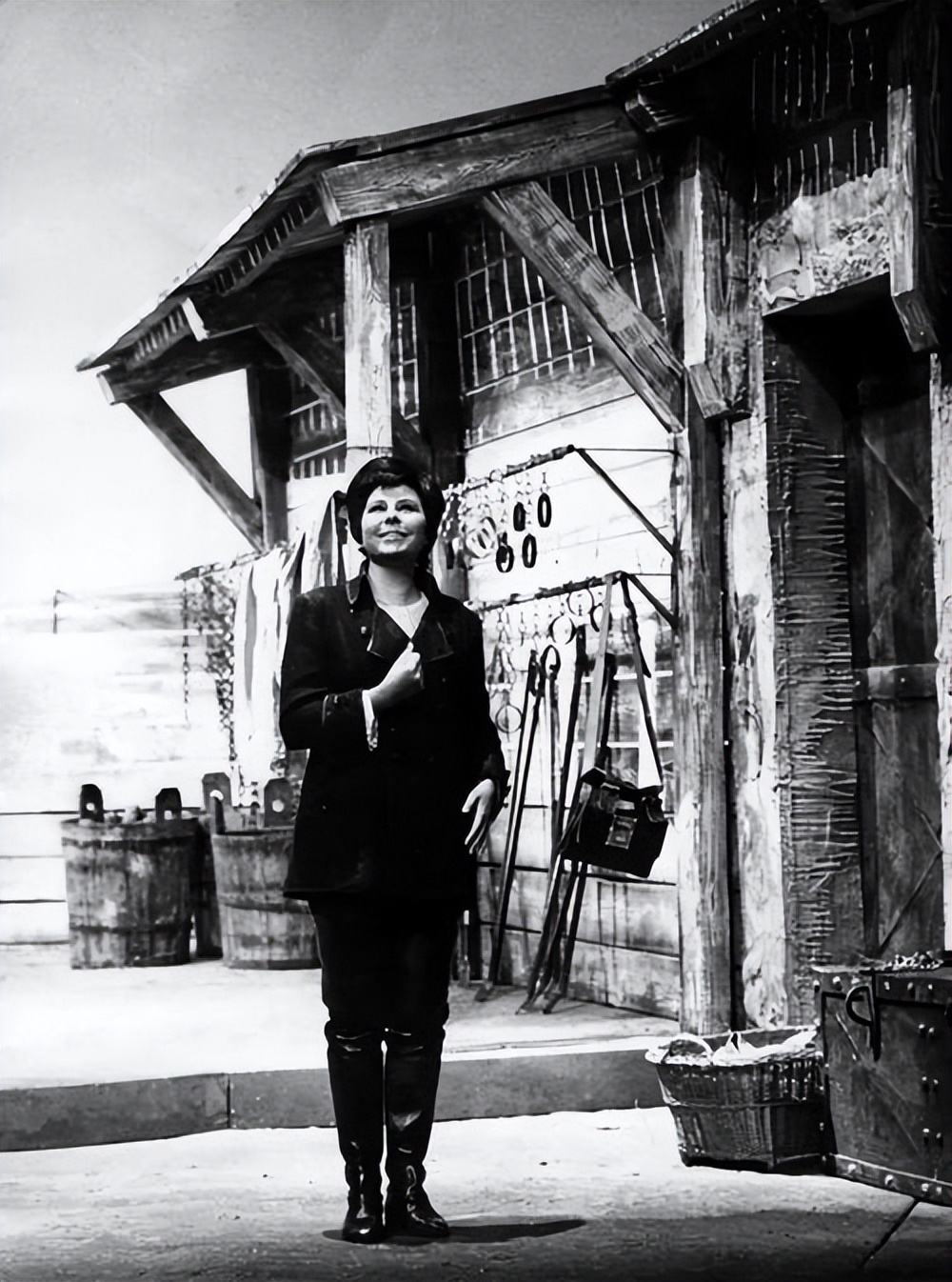 Krista Ludwig: Powerful vocal range and expressiveness, renowned for ...