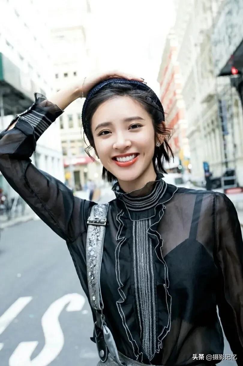 Tang Yixin: The beauty is absolutely stunning - iNEWS