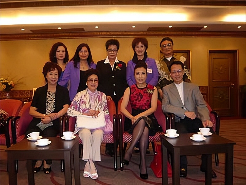 The 24-year-old Hong Kong sister posted photos of three generations ...