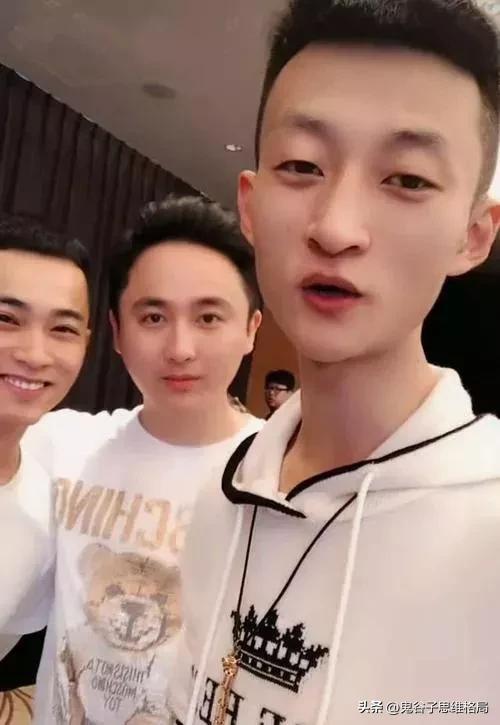 The net red Sanda brother is worth 30 billion, and he became popular ...