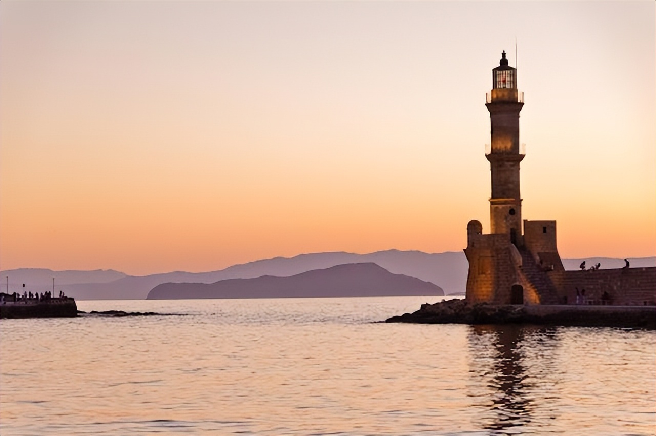Pharos, the Patriarch of the Lighthouse: One of the Seven Wonders of ...