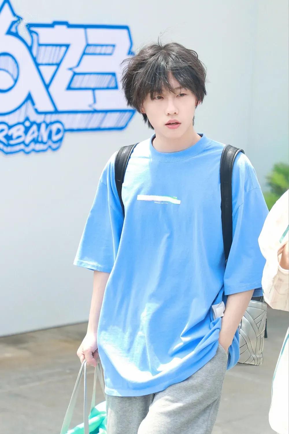 Netizens are hotly discussing Li Runqi's breakup behavior, taking stock ...