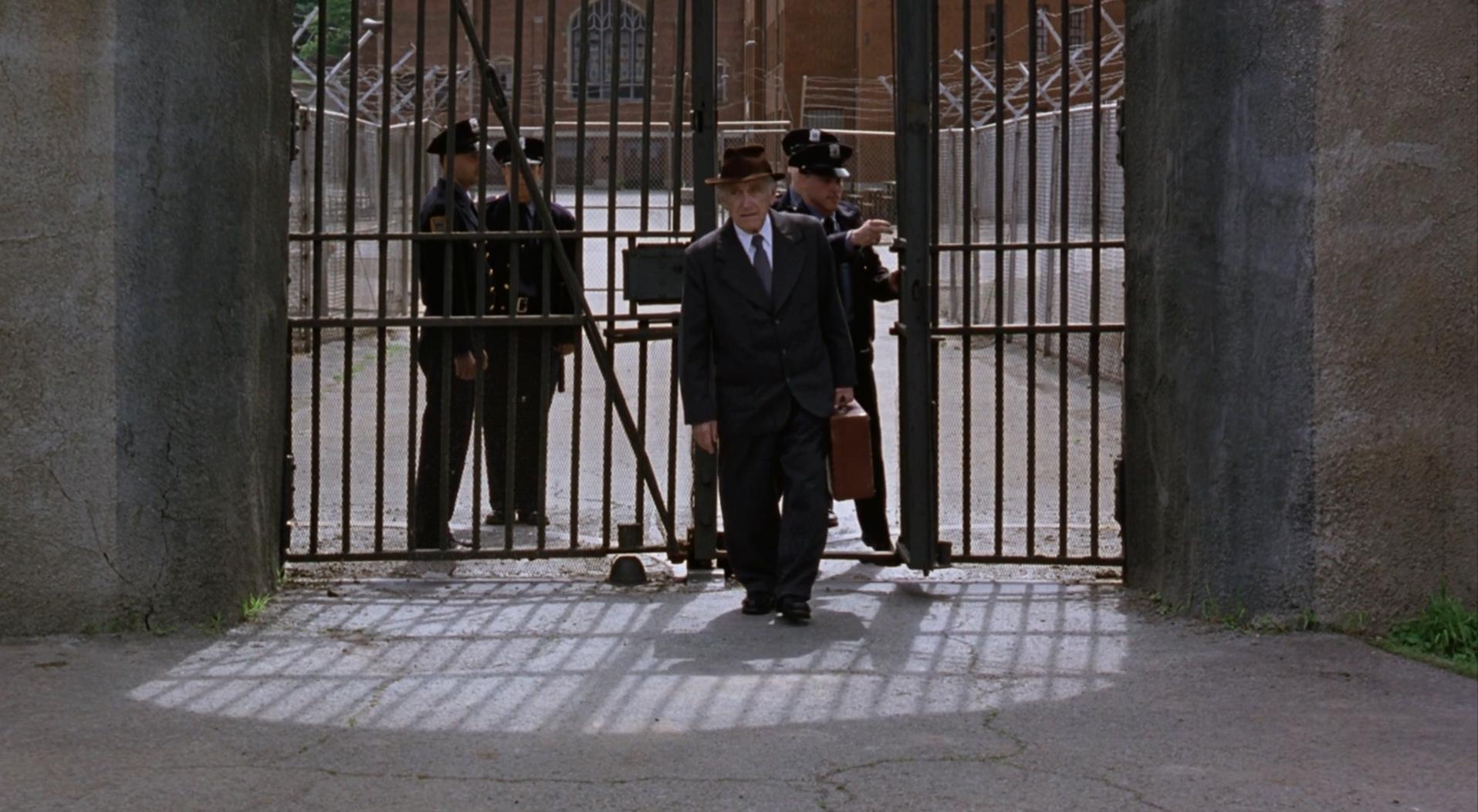 Follow the film composition to make your photos more storytelling - iNEWS