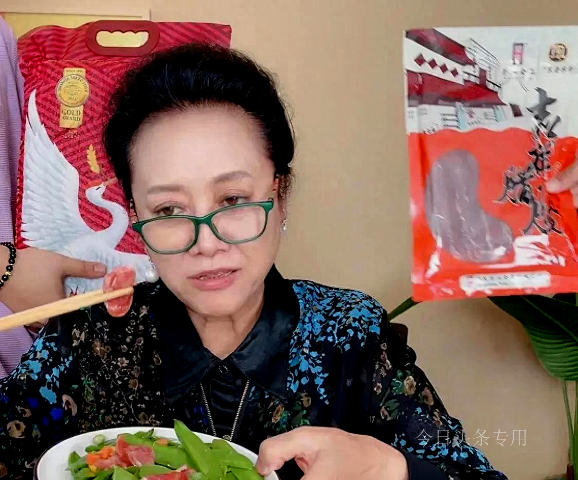First-class actor Wang Liyun, 20,000 people were online at the same ...