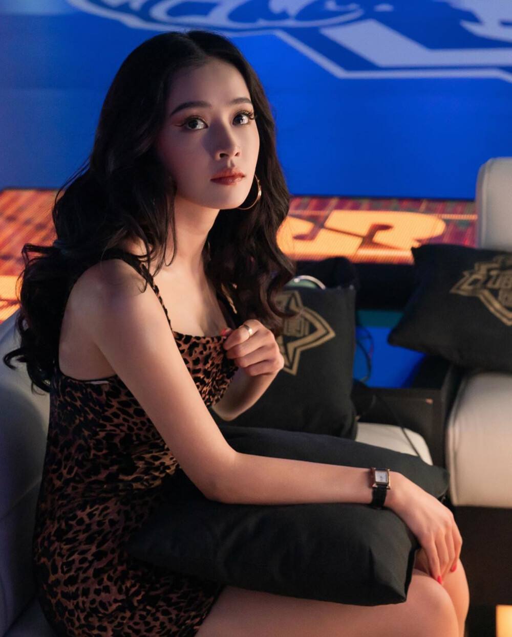 Entertainment breaking news: Di Lieba, Zhang Yixing, Yang Mi, Zhang ...