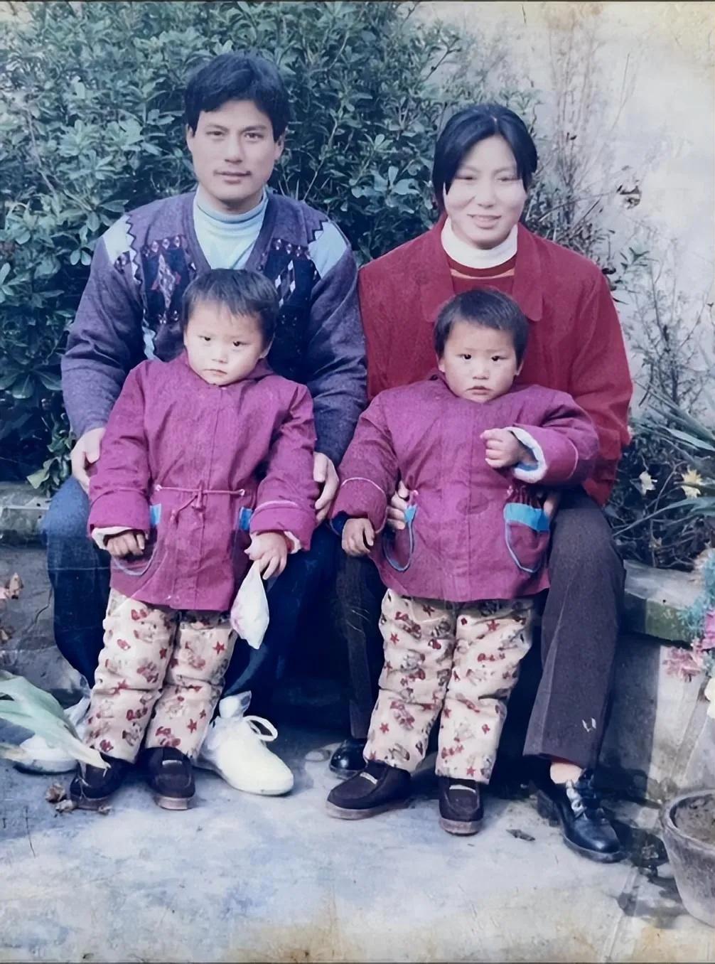 Xiao Yang's Crazy Road - iNEWS