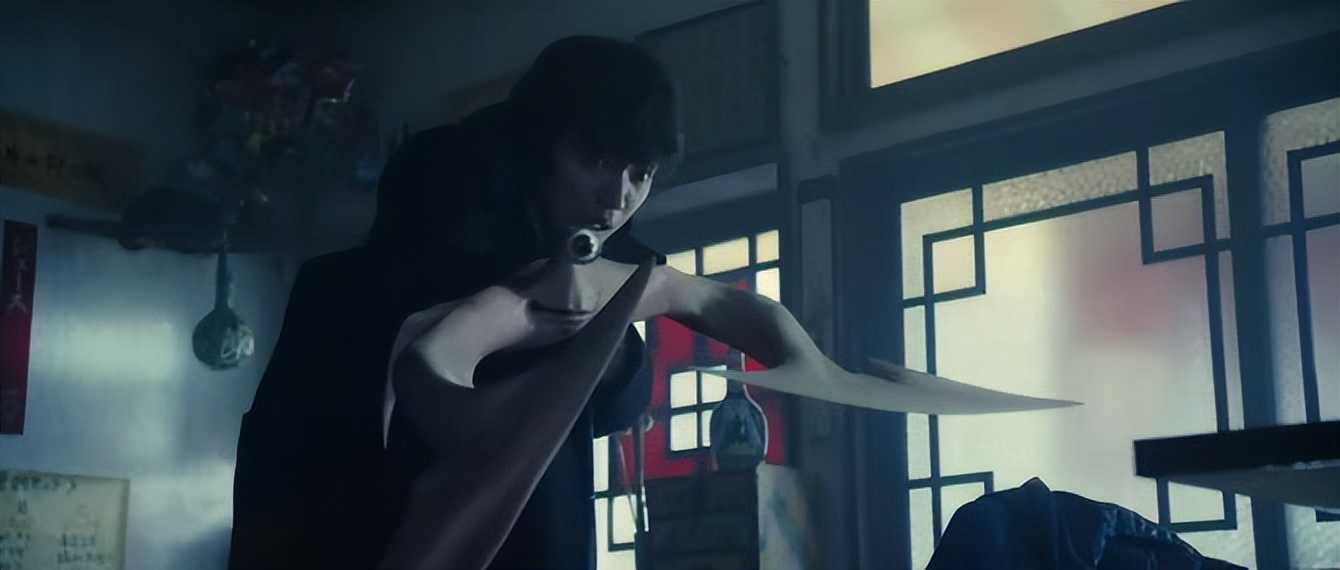 In the movie "Parasite", what enlightenment does the game from life to ...