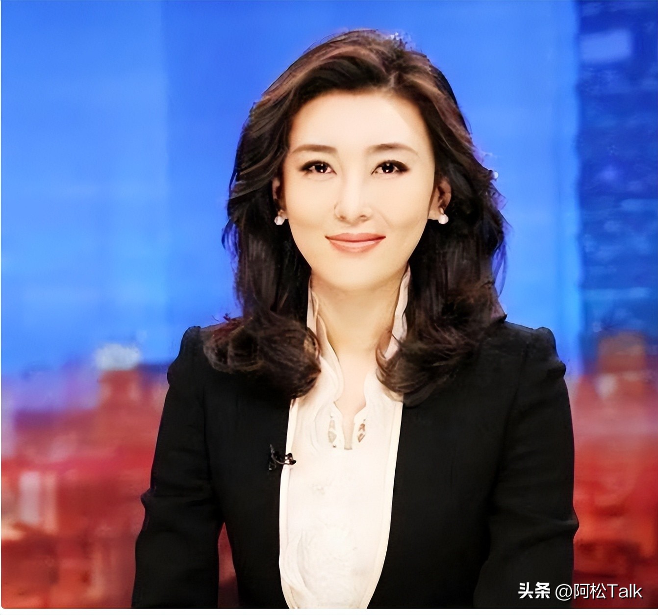 Pity! She was Dong Qing's successor and one of the most beautiful hosts ...