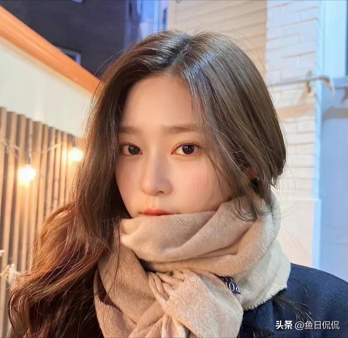 South Korean actress Kim Min-joo - iNEWS