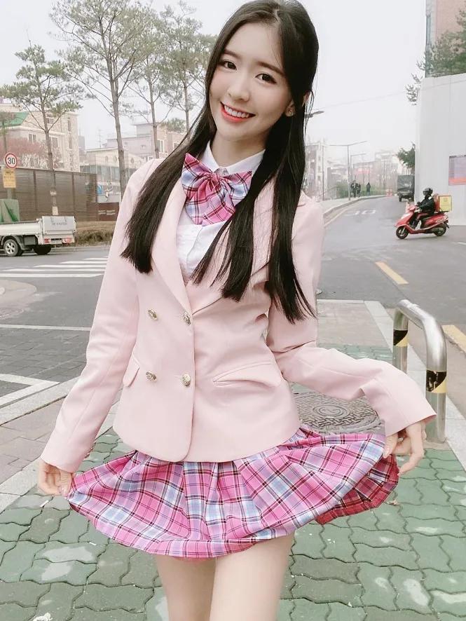 Malaysian goddess Zhang Anqi's sweet smile makes people feel like ...