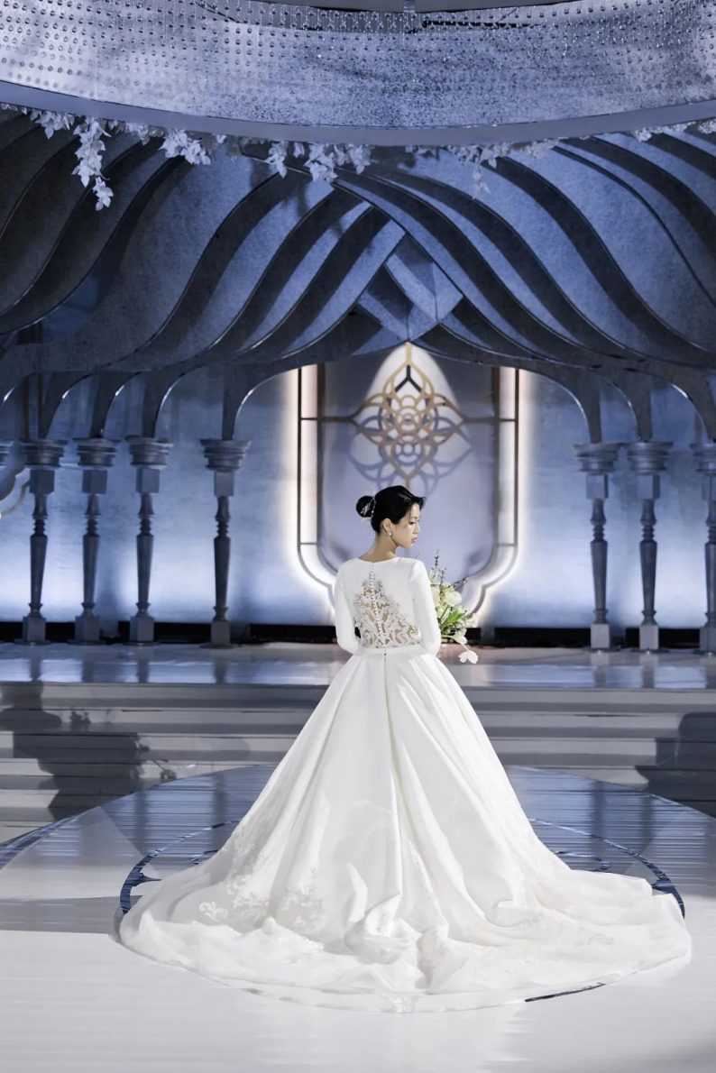 Designed by Lee Tae-lu!The million-level wedding scene is reserved as a ...