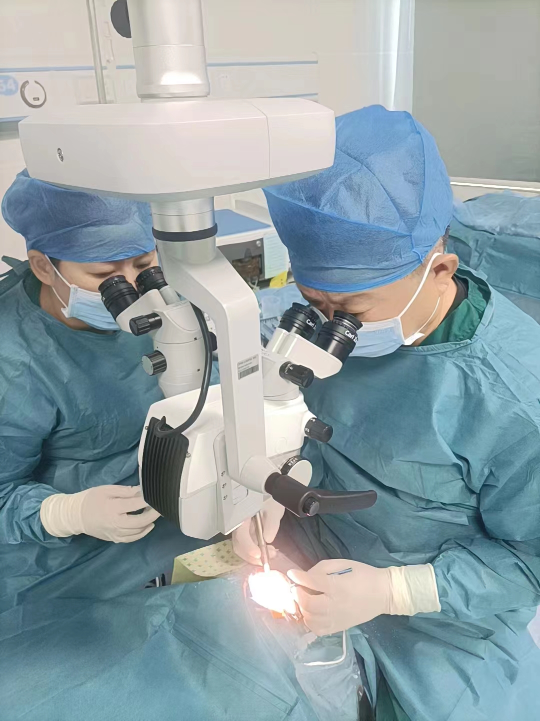 "Health Express" goes bright, Tongcheng Ophthalmology is praised - iNEWS