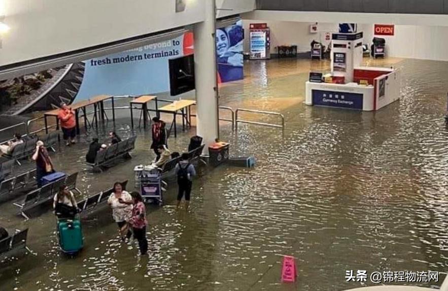 State of emergency!Airport closed, all international flights canceled ...