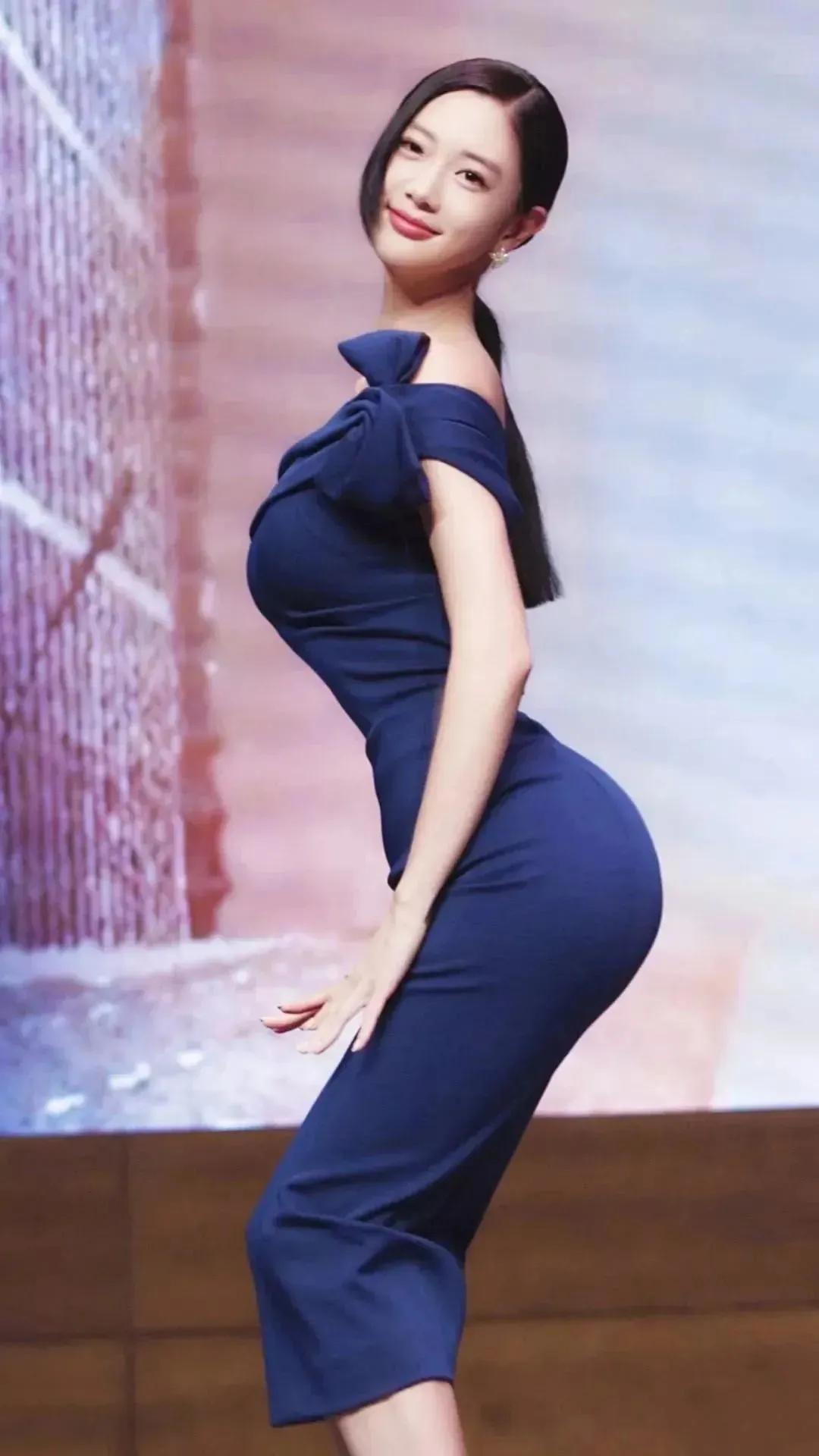 How seductive is "Asia's No. 1 Beauty" Li Chengmin? Wearing a hip skirt ...