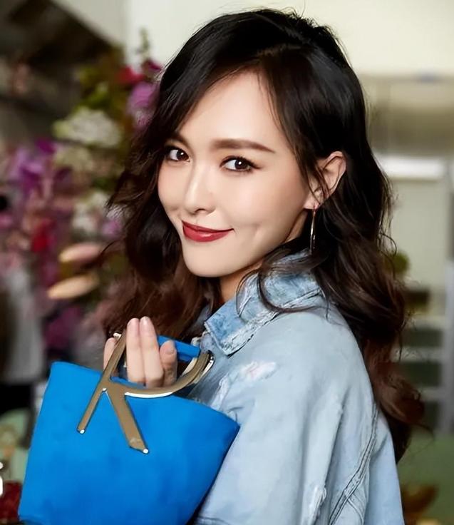 Luo Jin's marriage was "calculated" for five years, Tang Yan finally married love, this time it ...