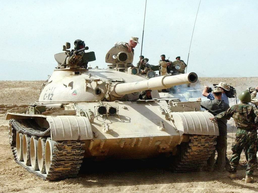The Russian army put the old-fashioned tanks into the battlefield. Is ...