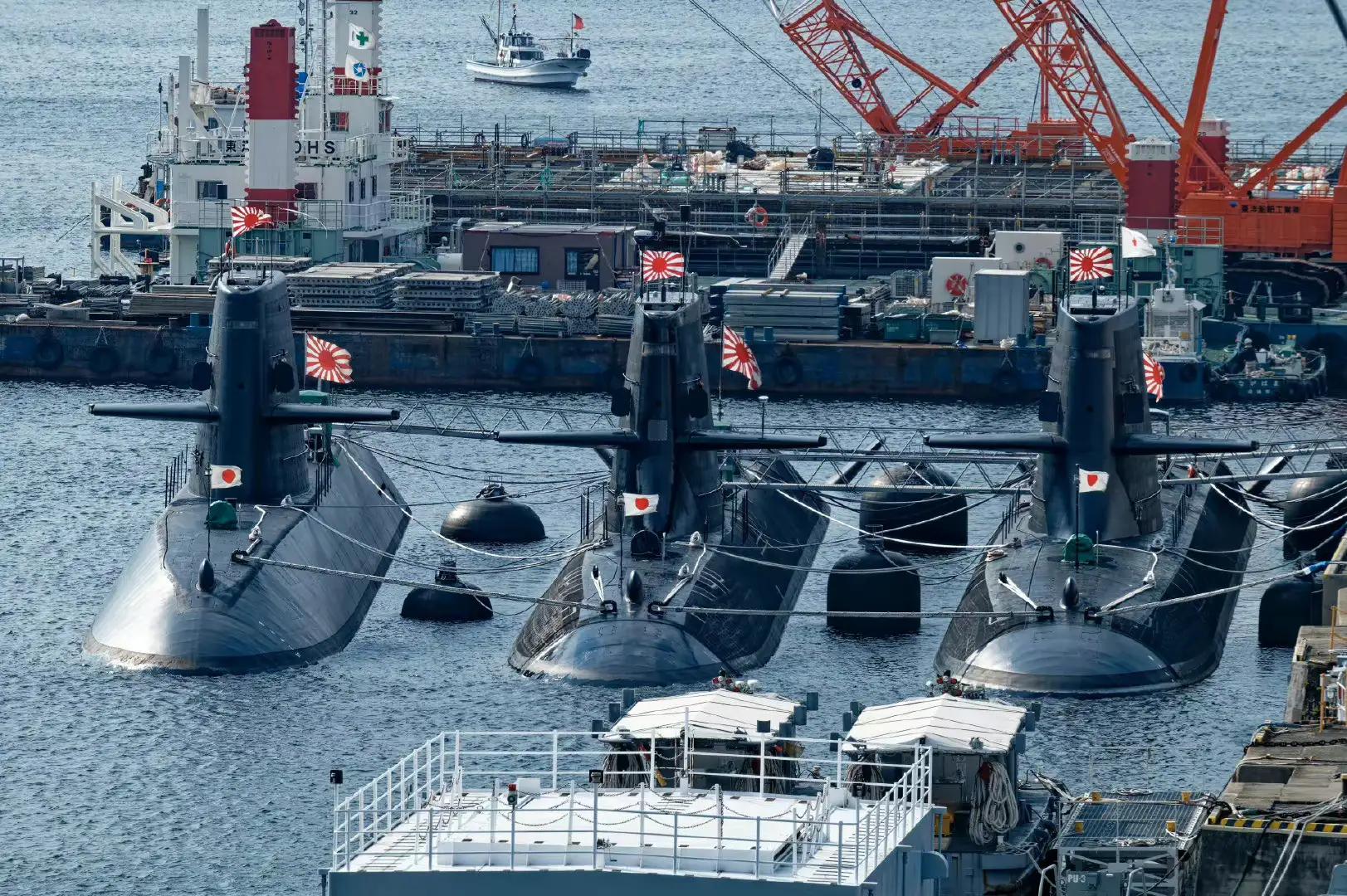 The third "big whale" launched, the world's strongest multi-purpose ...