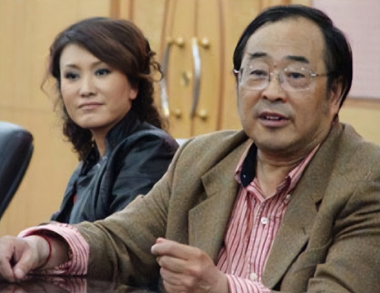 36-year-old Wang Qian married 59-year-old Xu Qingdong, and gave birth ...