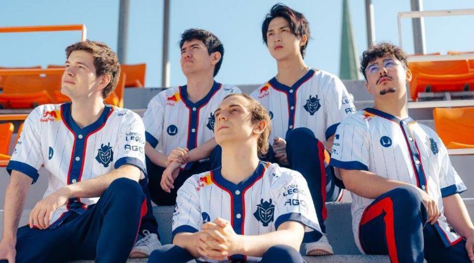 Xiaohu's revenge failed. Uzi watched WBG's loss to G2 and said he felt uncomfortable watching it ...