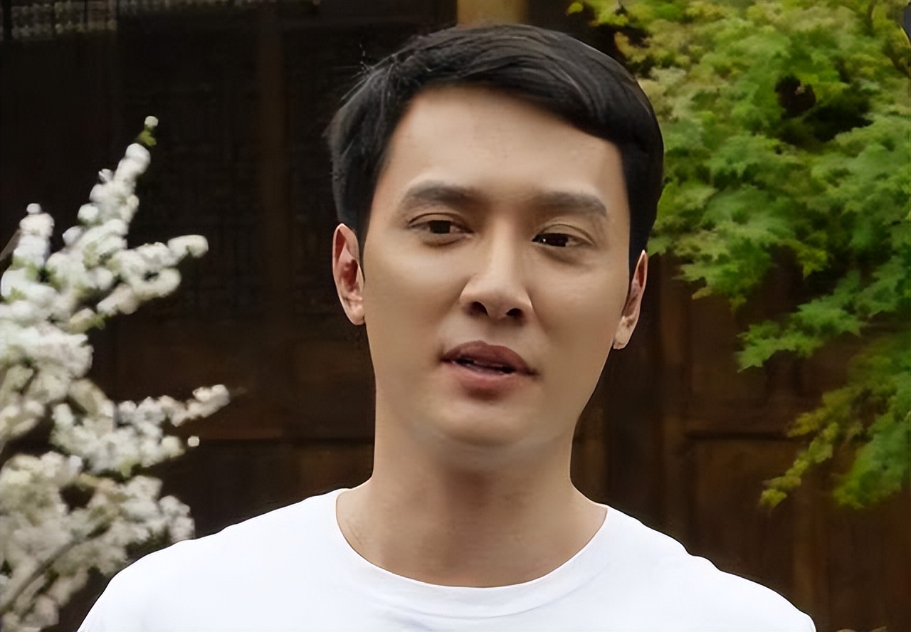 Feng Shaofeng praised Yu Tinger's acting skills in "Mountains and ...