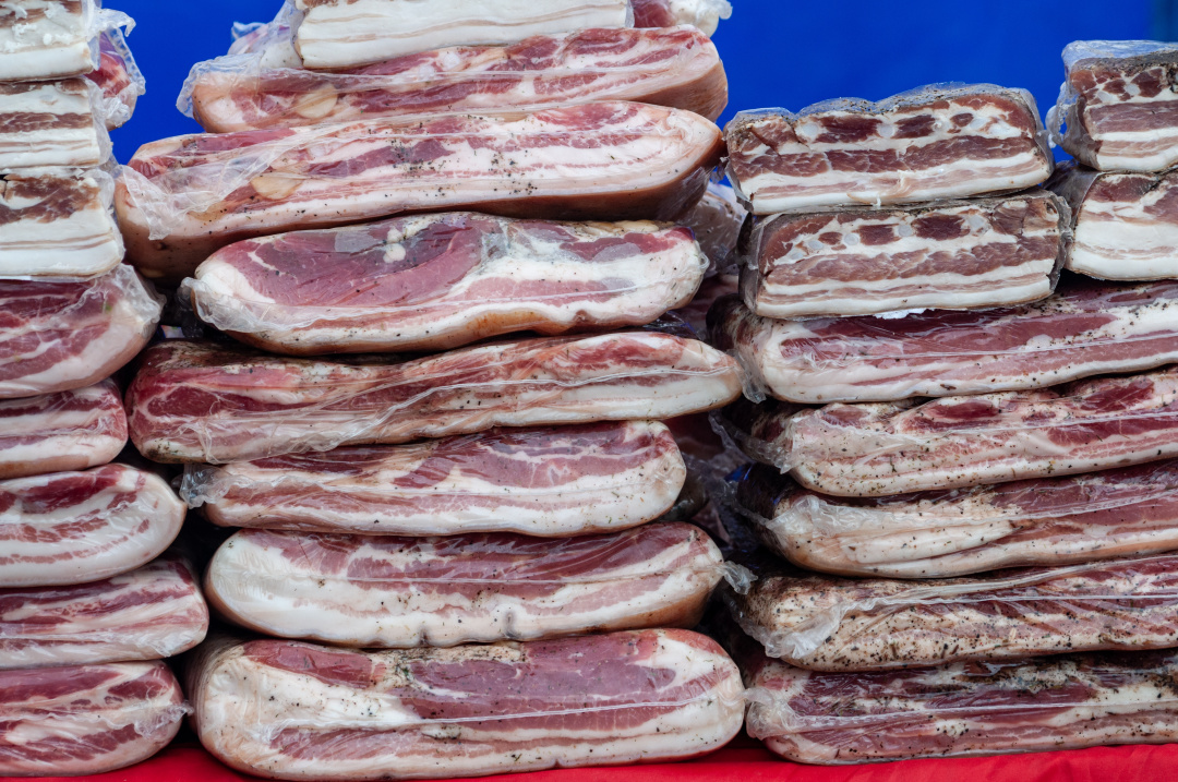 Russia, raw pork - iNEWS