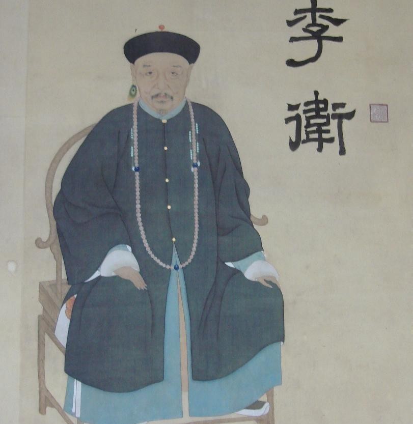 After the death of Emperor Yongzheng, how did Emperor Qianlong treat Li Wei, a veteran of three ...