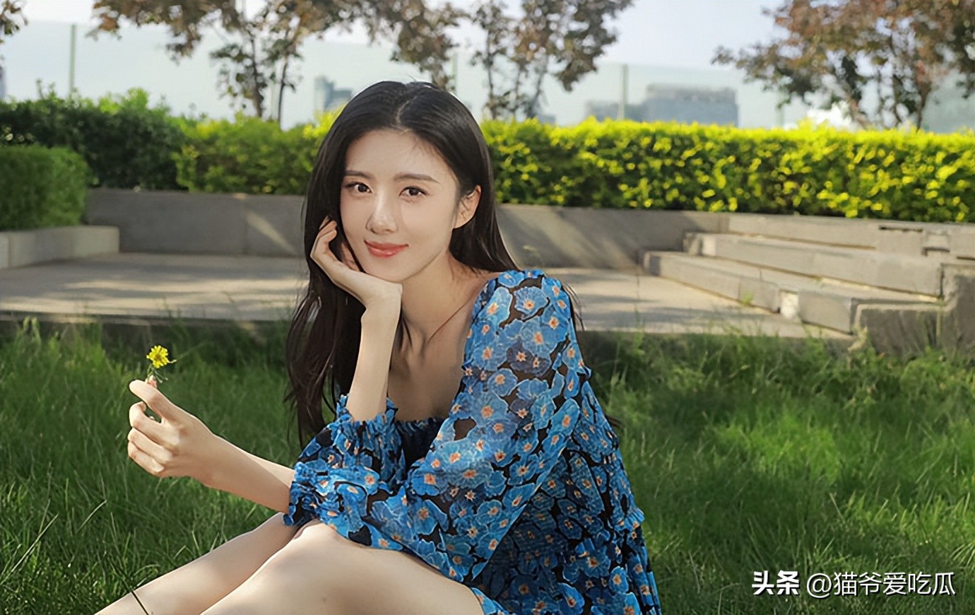 "The Sea of Dreams" played by He Hongling: Cao Feiran's information was ...