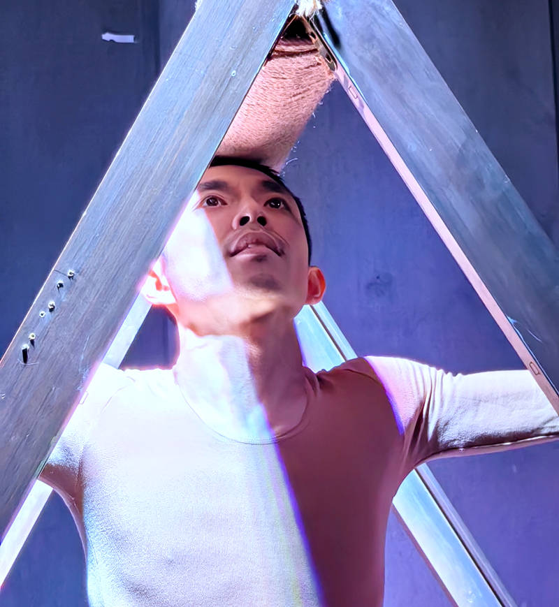 The Pioneering Drama "The Hunger Artist" Premieres in Dalian Kafka's ...