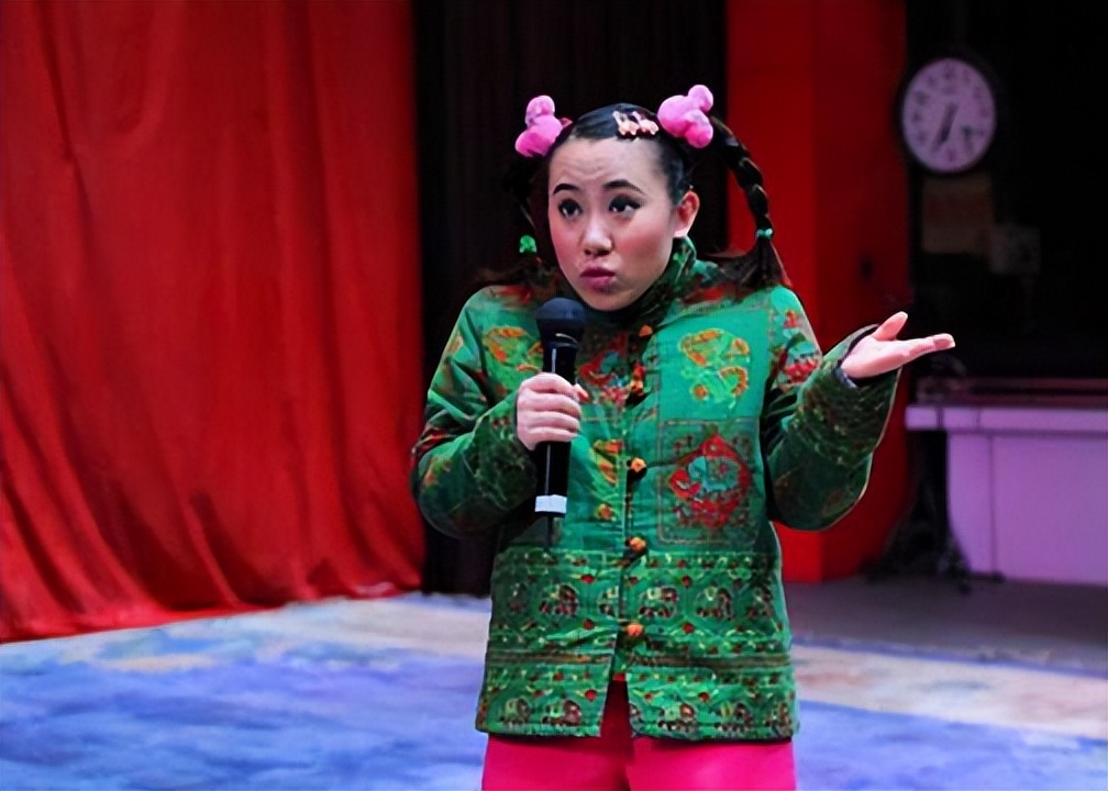 Yadan: Divorced senior brother Wang Jinlong, turned around and married ...