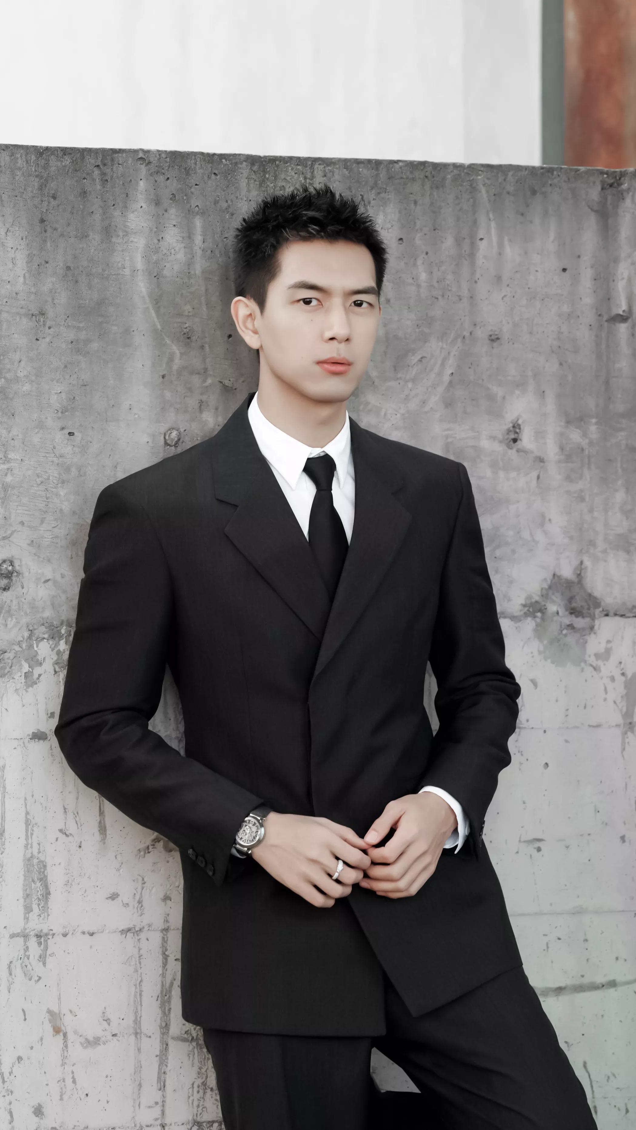 Li Xian wallpaper - iNEWS